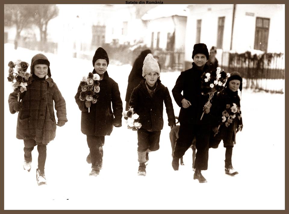 Originea și tradiţia colindatului la poporul român - IceWorld|DeuteriumCore